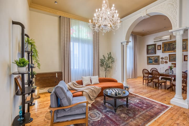 Downtown Glass & Glory | Heritage Stay - Cairo