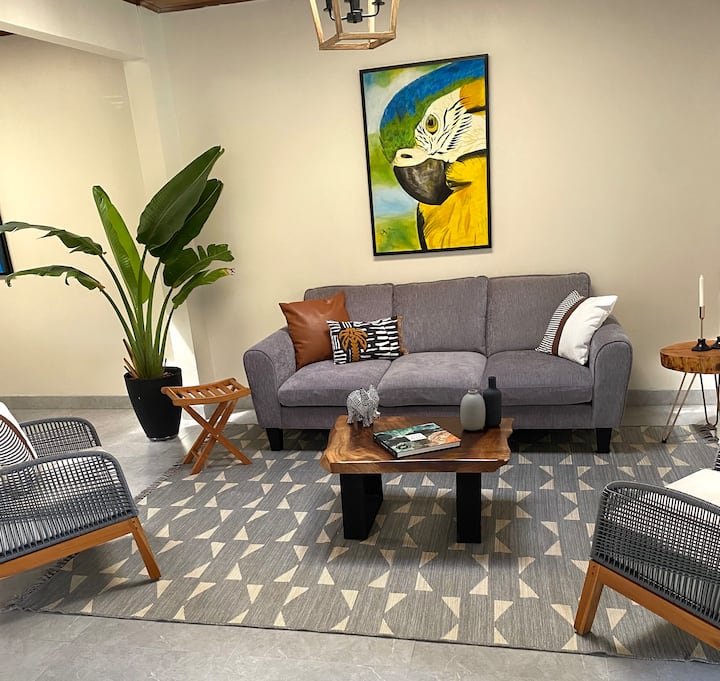 Casa Familiar Cerca Del Aeropuerto - Alajuela