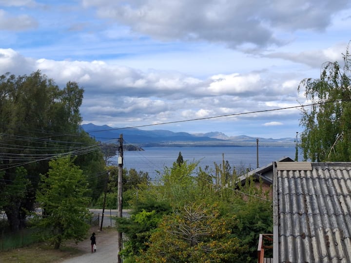 Alojamiento Tranquilo A 50 Metros Del Lago (3) - Bariloche