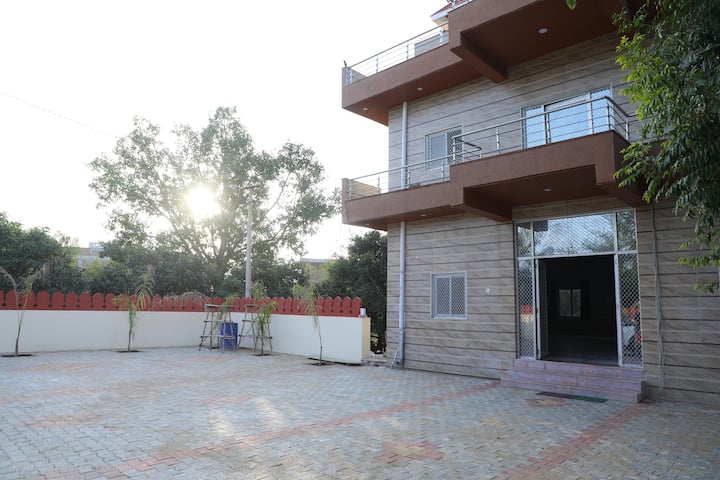 Eagle Farmstay - Pushkar