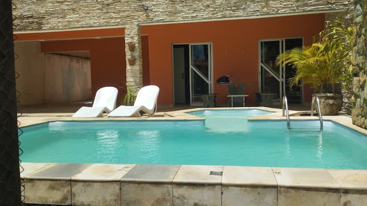 Casa Em Peruíbe Com Piscina A 30 M Do Mar - Peruíbe