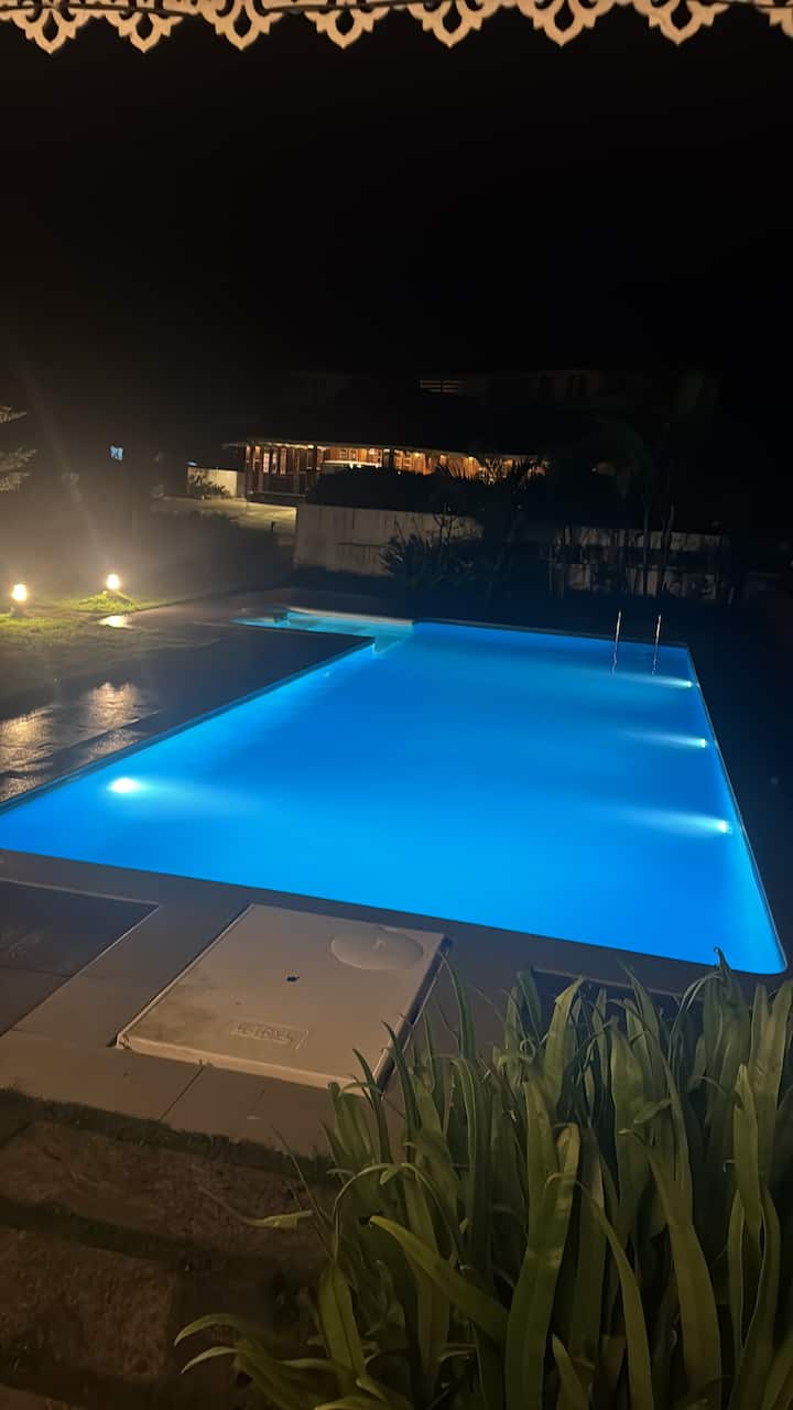 Hillock Bungalow - Kuttikkanam