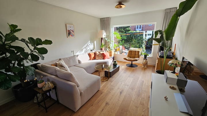 Ruim, Licht Familiehuis Nabij Station En Natuur - Hilversum