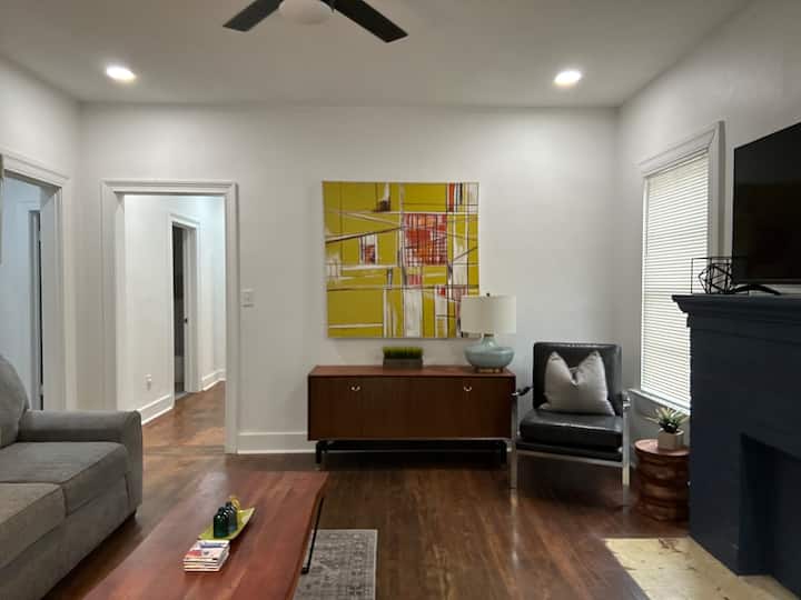 Fenced Parking | Clean & Cozy 3br 2ba In Fondren ! - Jackson, MS