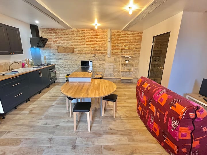 Petit Gîte Chaleureux, à Proximité De Commerces. - Orne