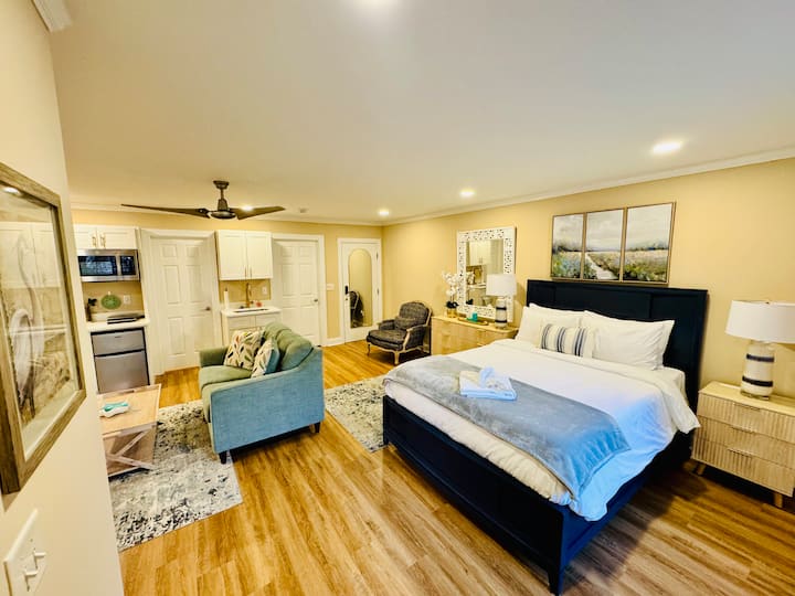 The Executive Suite Retreat - Summerville