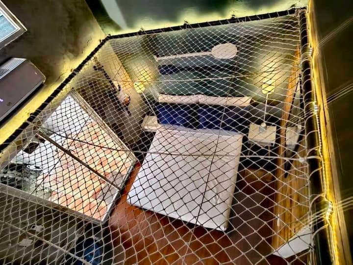 Camp Luna Beachfront Villa 2 - Bangar