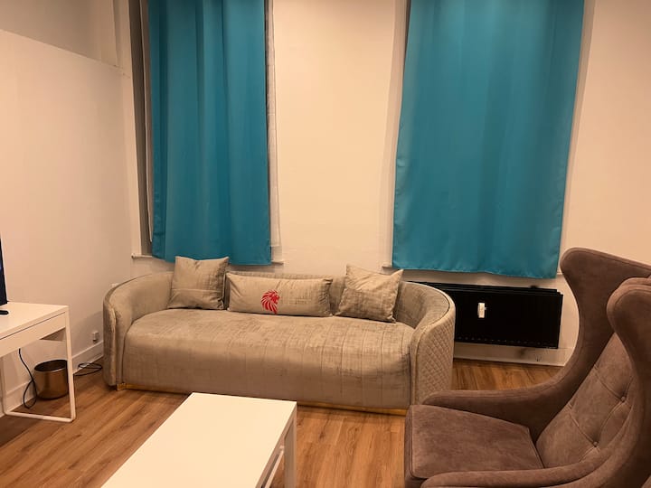 The Central Stay, City Center - Namen