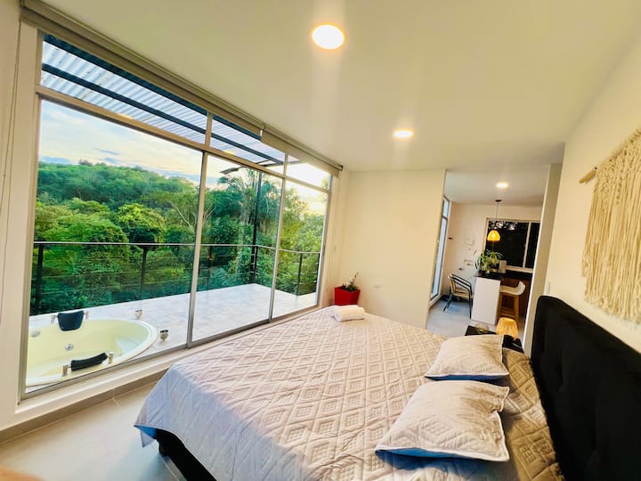 Cabaña Moderna Con Jacuzzi Y Vista Panorámica - Apulo