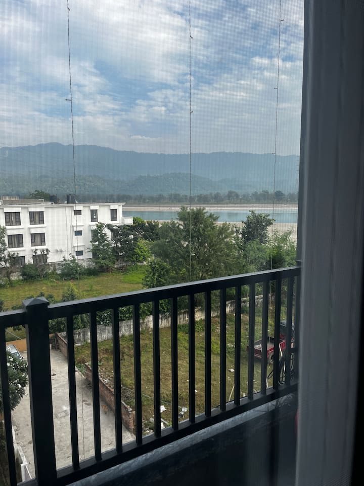 298 The Ganges - Rishikesh