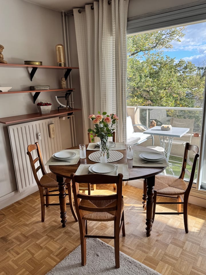 Vue Superbe - Balcon – 25 Min Paris Champs-élysées - Maisons-Laffitte