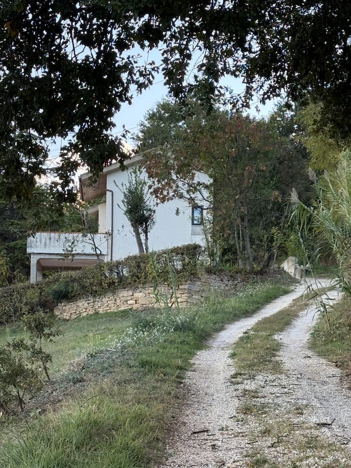 Tre Borghi-hilltowns, Mountains, And The Sea - Teramo