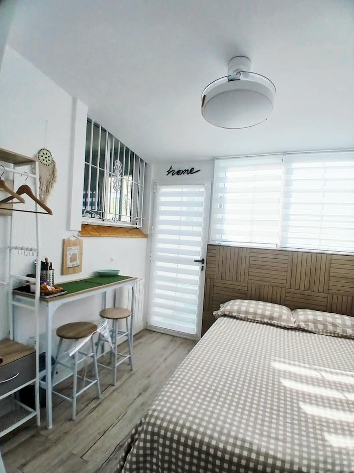 Suite Con Kitchenette Y Baño Privado Alq Temporal - Torrevieja