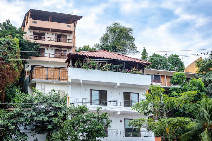 Casa Adelita No. 3 - Seaside Apartment - Zihuatanejo