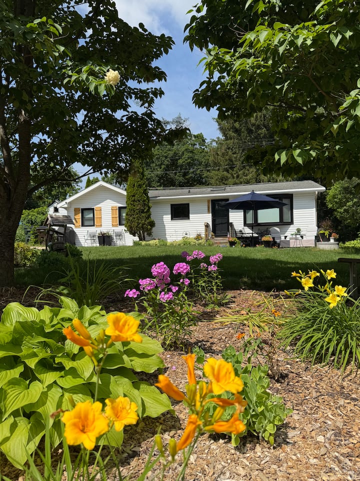 The Brass + Elm Retreat - Lake Geneva