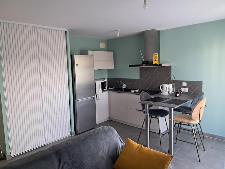 Charmant T2 Refait à Neuf, Calme,proche  Transport - Orvault