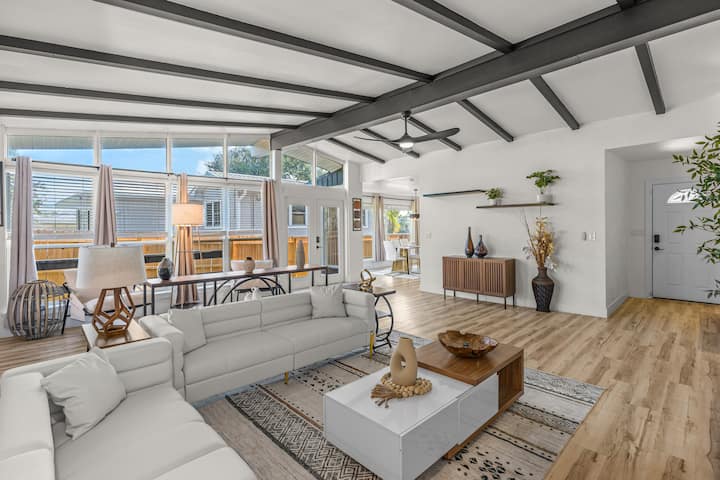 Modern 3br 2ba: Minutes To Ormond Beach - Ormond Beach, FL