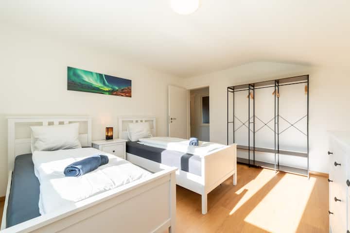 Cosy Swiss Retreat | Free Parking & Wi-fi - Aarau