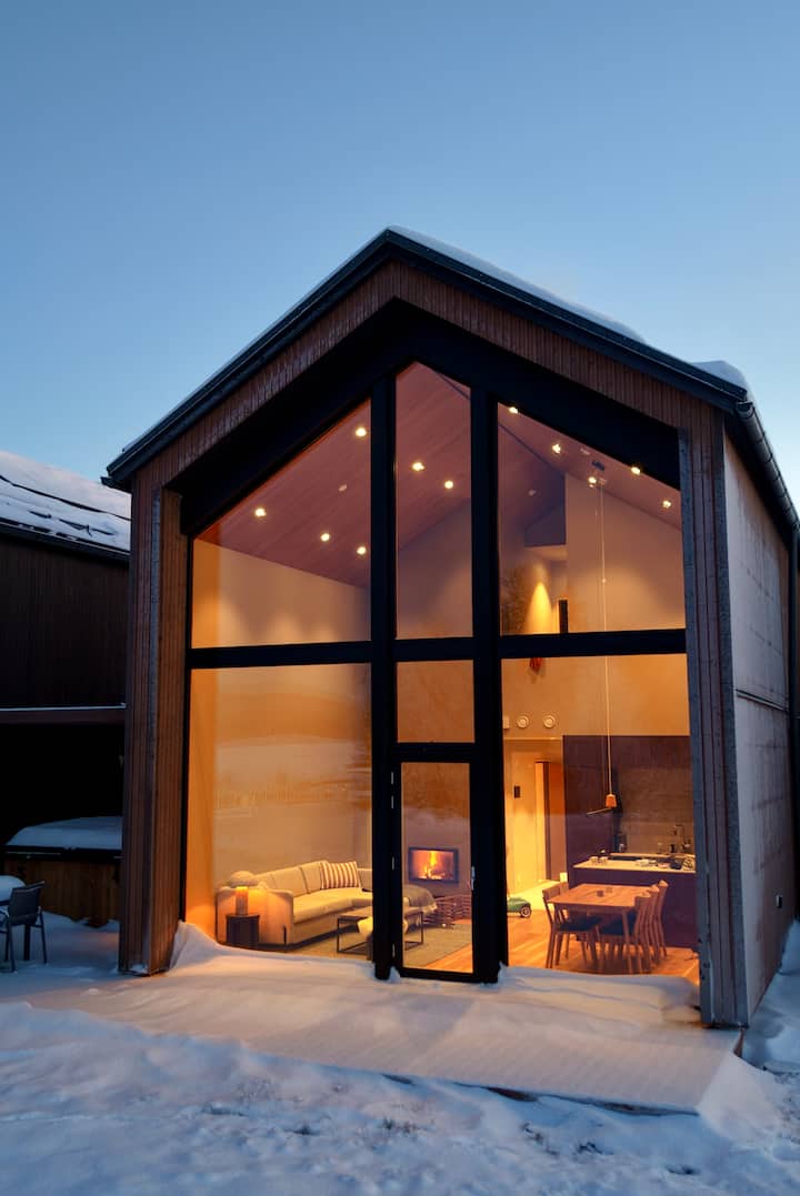 Villa Priddy-luxury With A Whirlpool And Sauna - Muonio