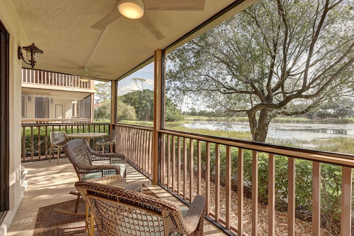 New Pga Golf Course Home, Waterfront, Pet Friendly - Palm Beach Gardens, FL