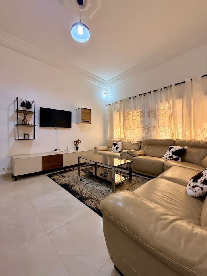 Take A Break In The 2 Appartment Bedrooms - Dakar