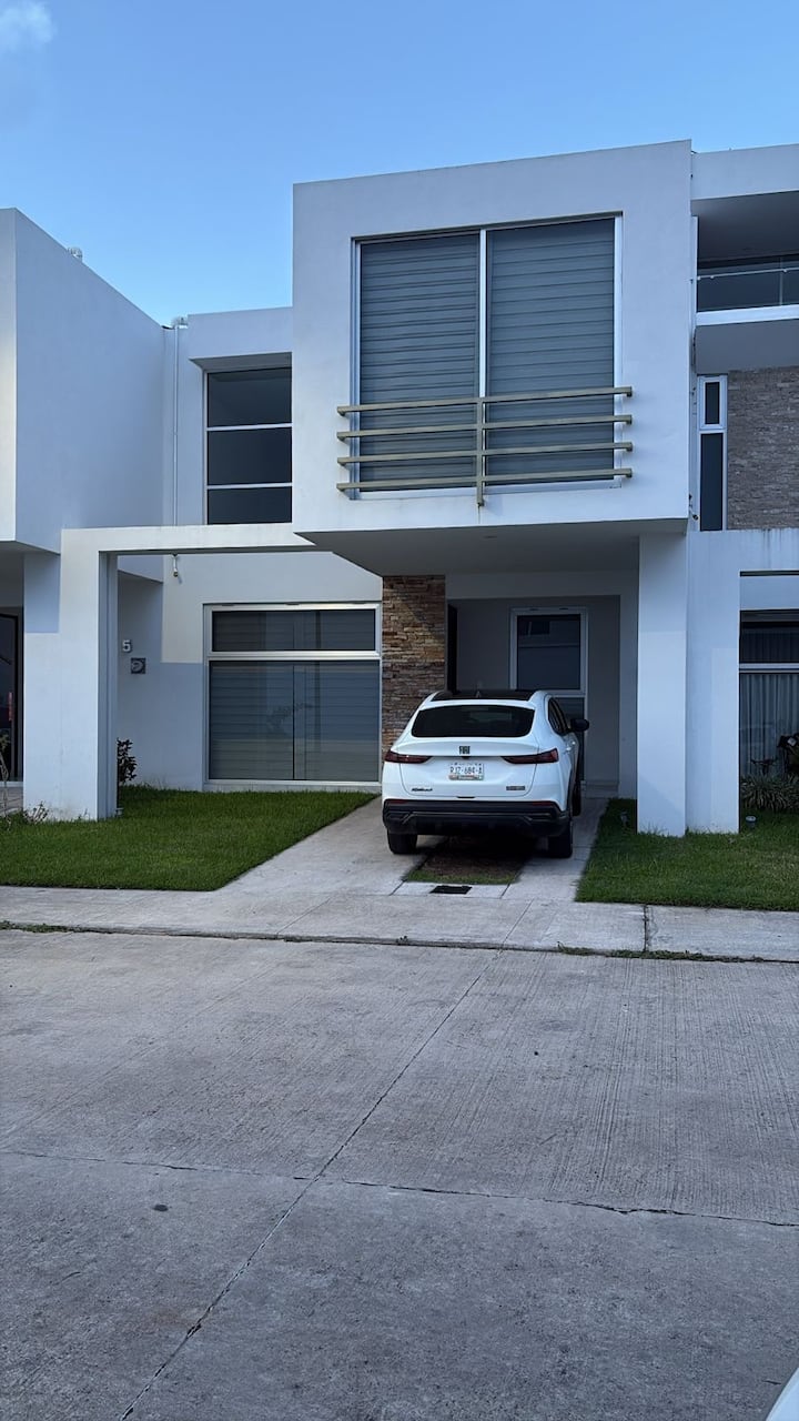 Encantadora Casa En Coto Altezza Tepic - Tepic