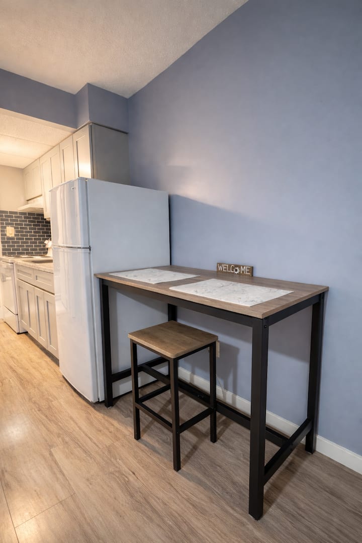 1br Getaway • Steps To Beach + Free Parking Pass - Wildwood, NJ