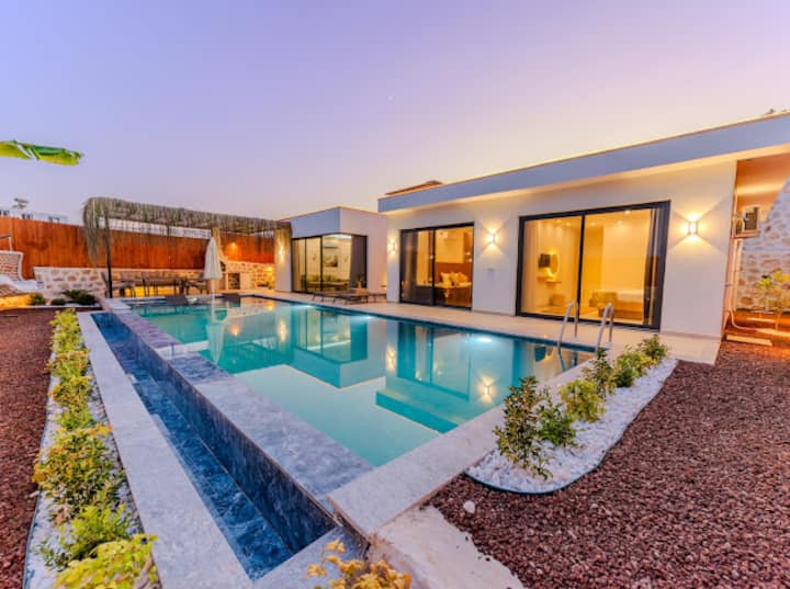 Huzurlu Sakin Bir Tatil Için Her şEy Burada - Ova