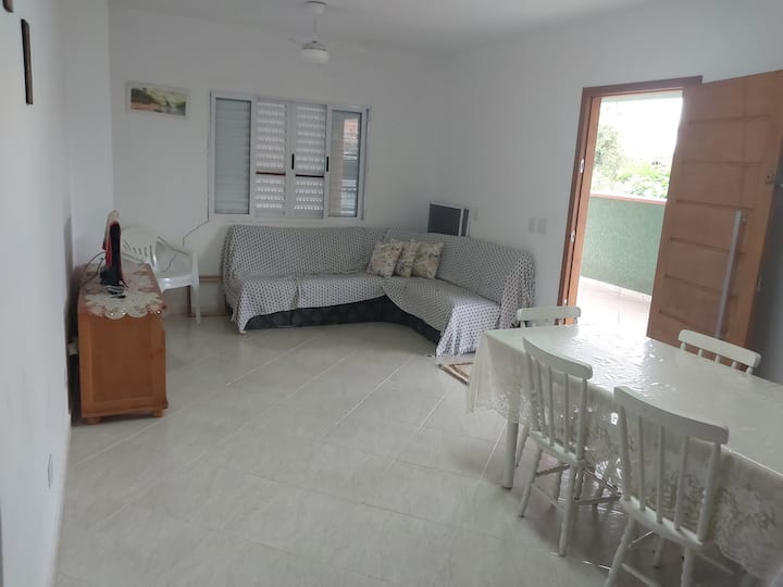 Casa Na Praia Refúgio Verde. 2 Quadras Do Mar - Itapoá