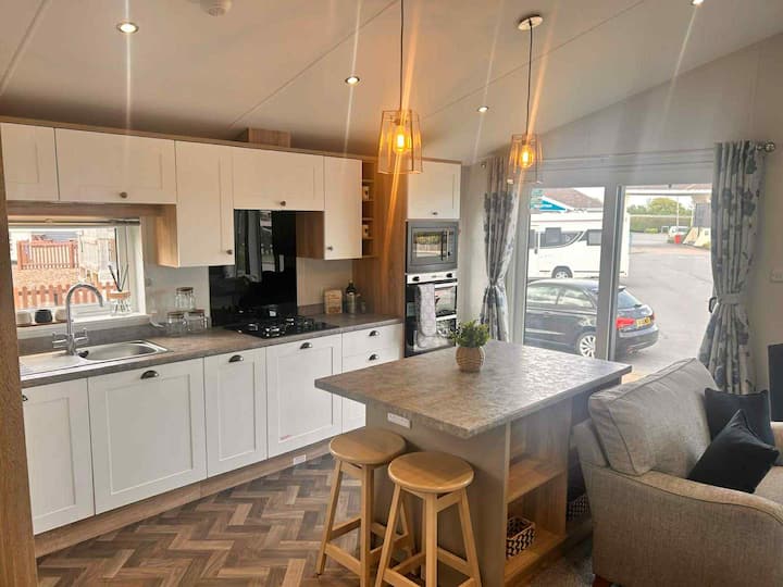 Ocean Breeze Retreats - Skegness