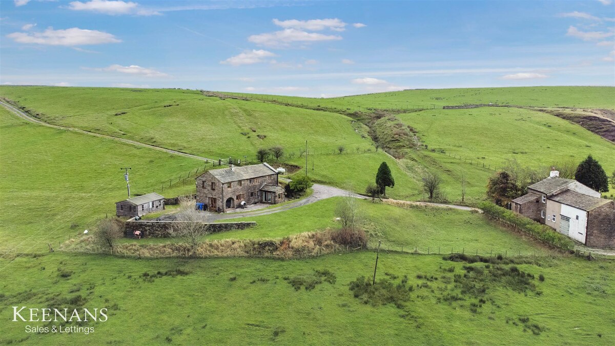 A Hobbit Barn - Far from the Maddening Crowd - Barns for Rent in ...