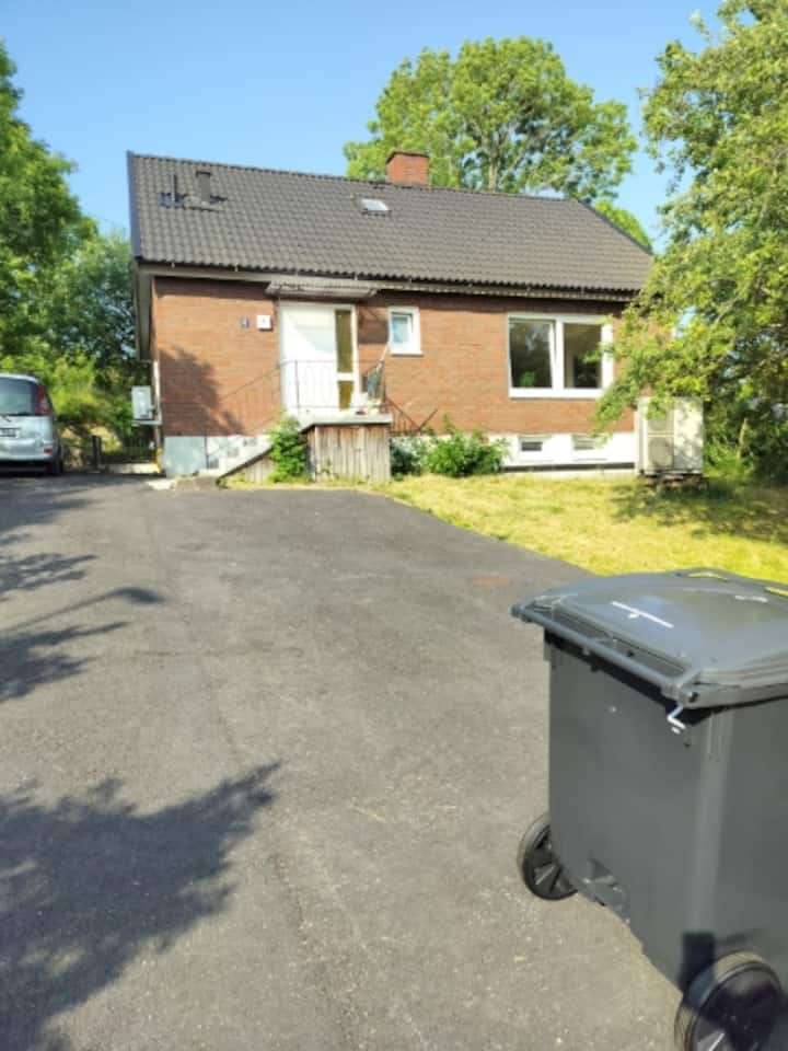 Boxhultsvägen 6 – Nära Stadskärnan - Uddevalla