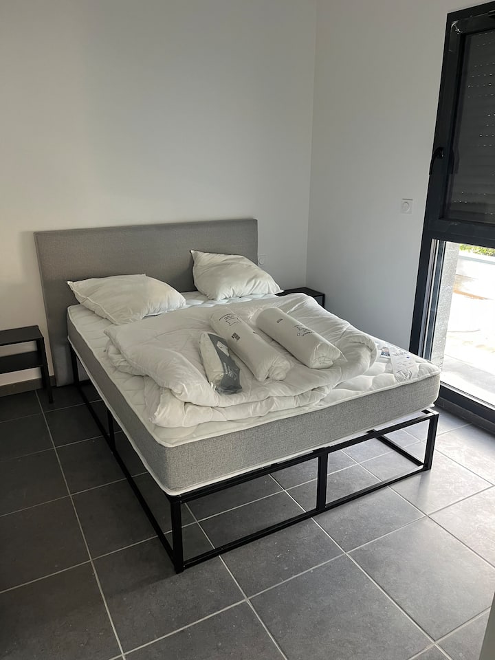 Appartement Indépendant Centre Village. - Ampuis