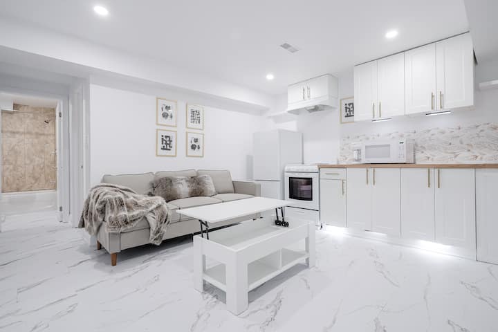 Cozy 1br Near Downtown Bowmanville - Bowmanville