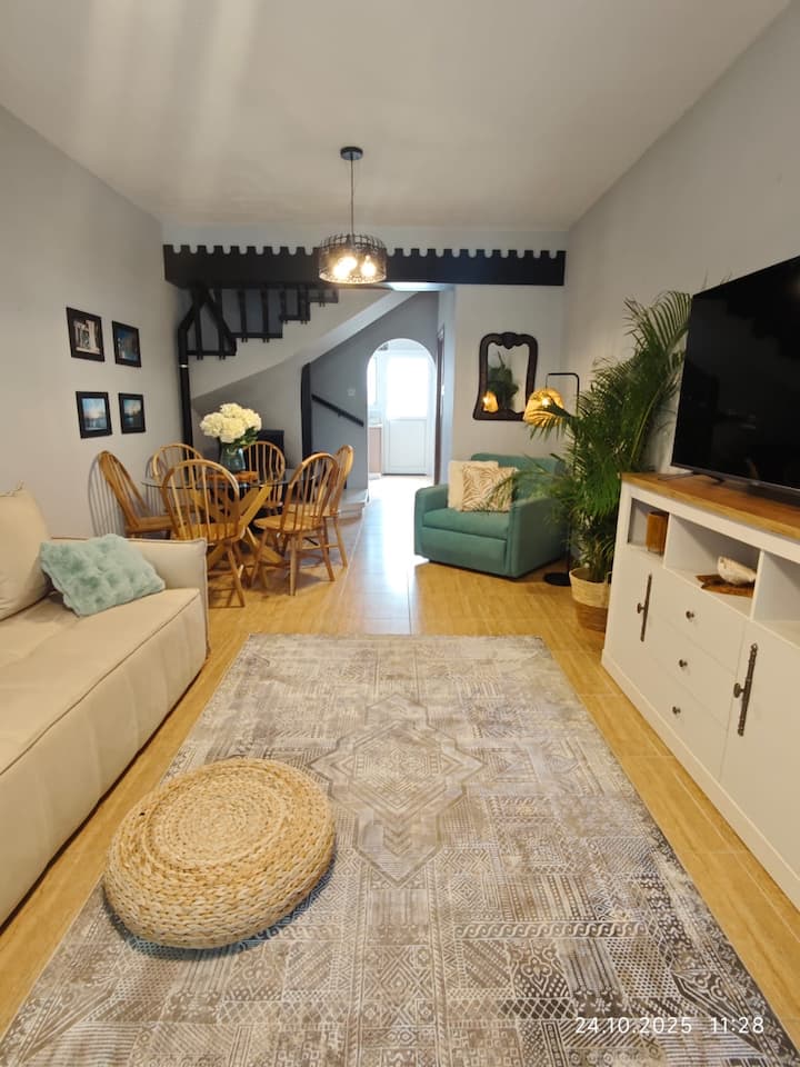 Brand New, Beach500m Quiet &Hotel Infrastruct - Paphos