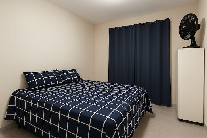 Casa Simples E Confortável Com Garagem Privativa - Nova Iguaçu