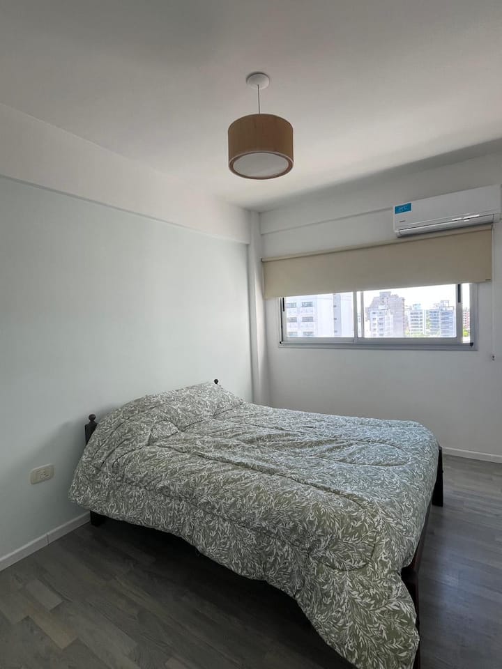 Depto. Céntrico Muy Luminoso - La Plata, Argentina