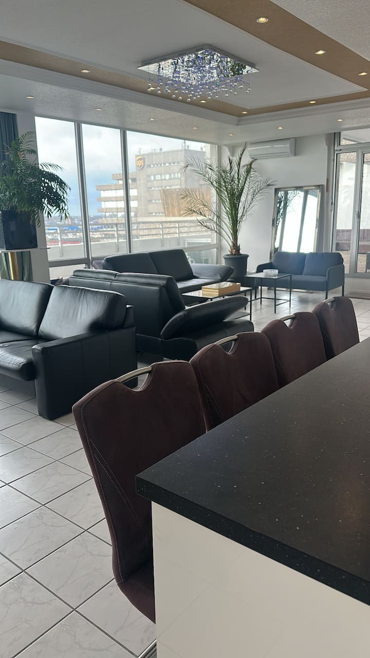 Exklusives Penthouse 180 M² Luxus Mit Panorama - Düsseldorf