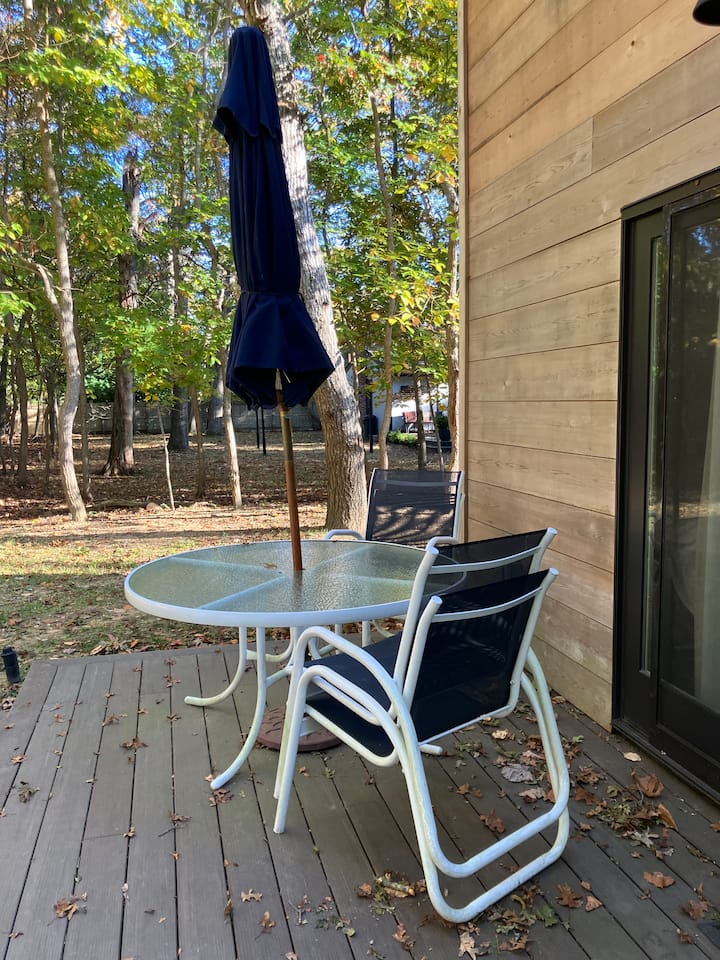 Cozy Retreat In A Pristine Studio - The Hamptons, NY