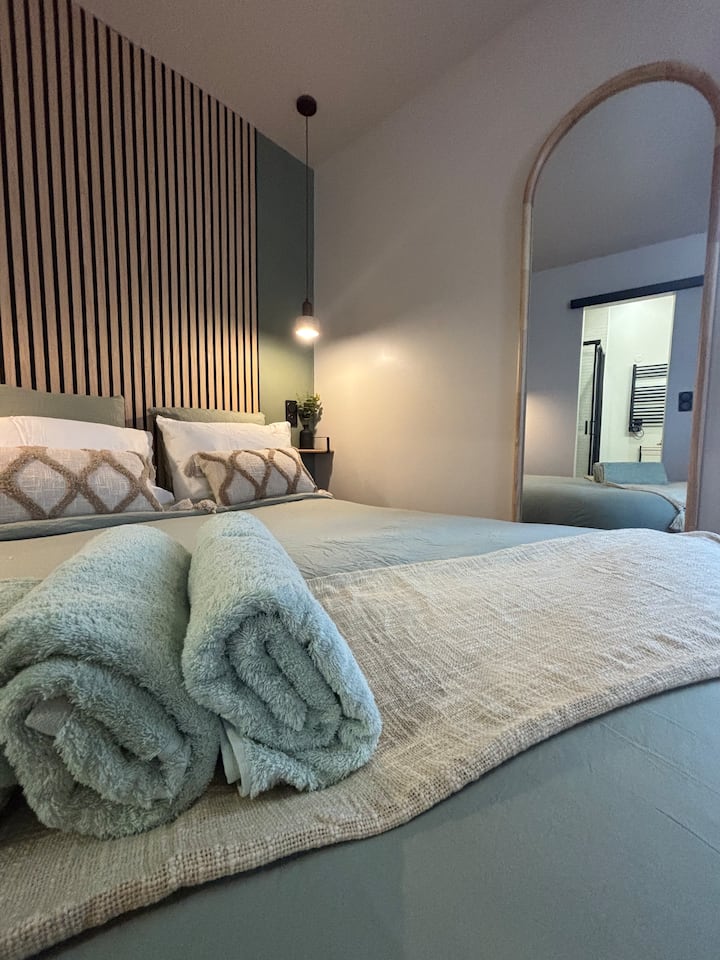 Studio Zen Et Calme -
Au Centre D’issoire - Puy-de-Dôme