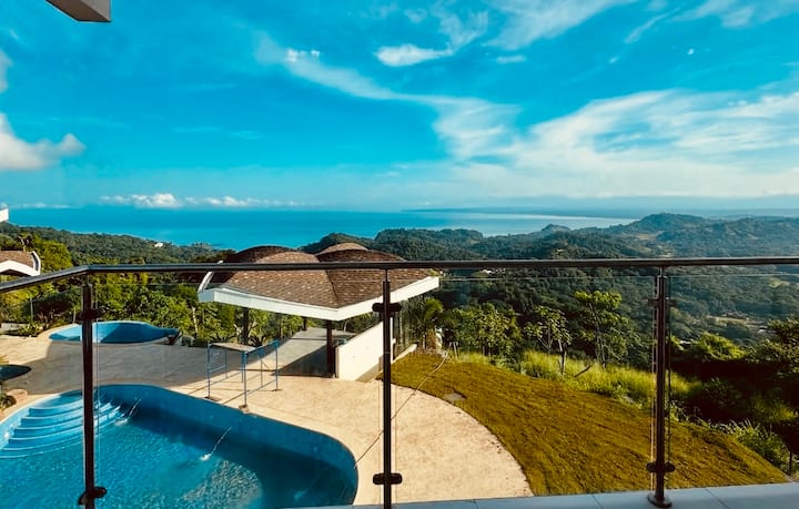 Luxe Condo W Breathtaking Ocean & Jungle Views - Playa Herradura