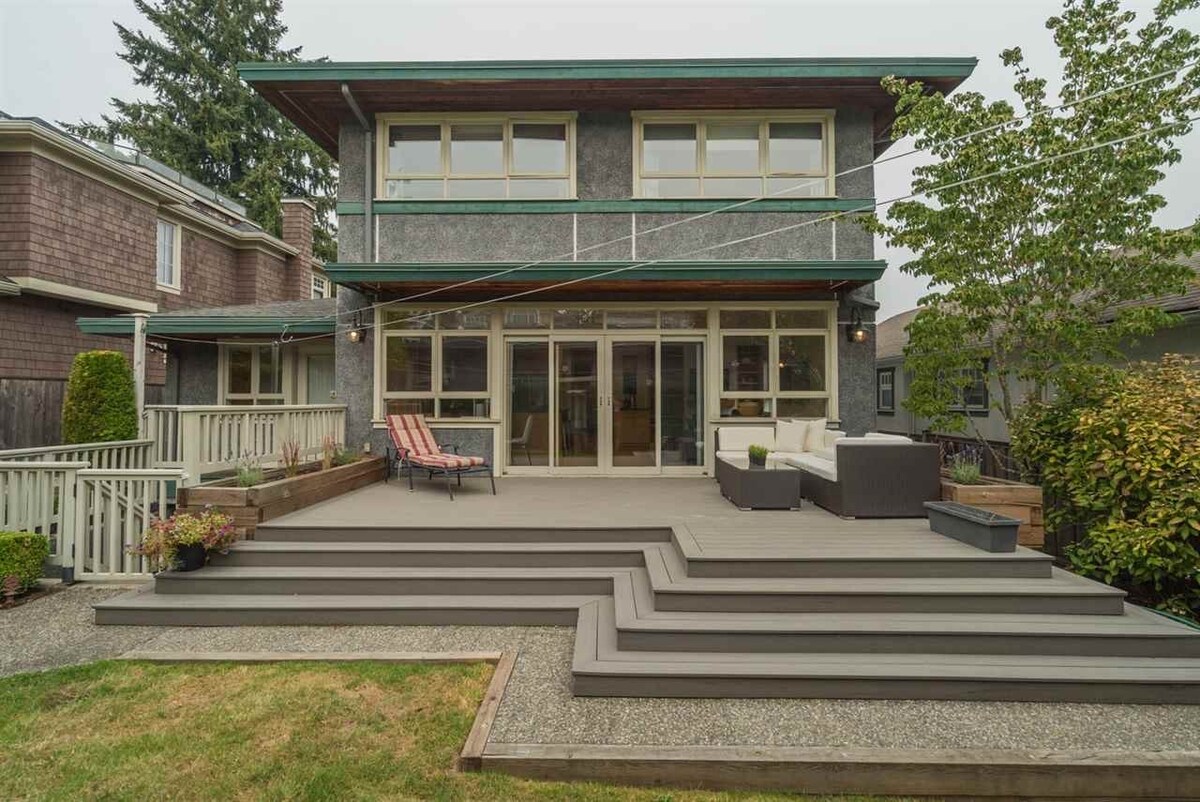 Big and sunny room in rich Point Grey/UBC lands - Villas for Rent in ...