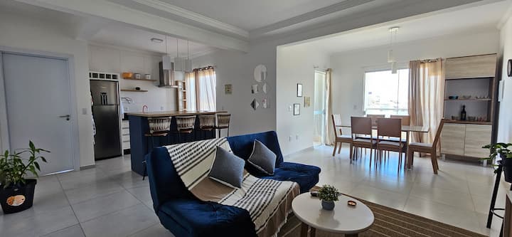 Cobertura Com Terraco Com Vista A Cidade E Morro - Brasil