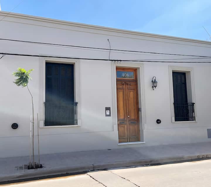 Casa Farrell - Boutique Adultos - Casco Histórico - San Antonio de Areco