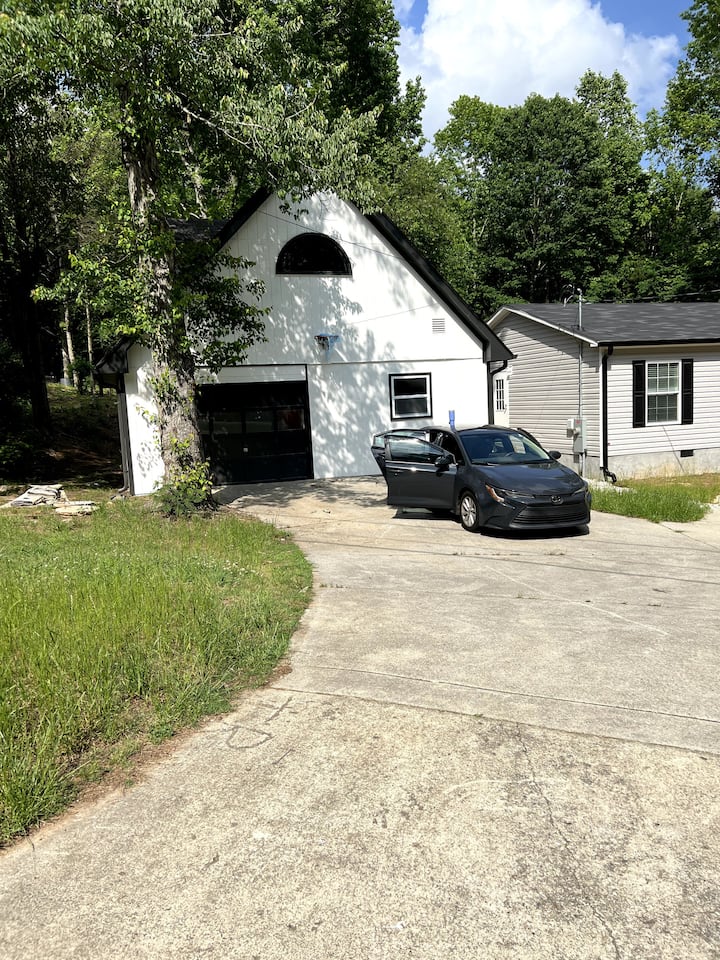 The Auburn Escape - Carl