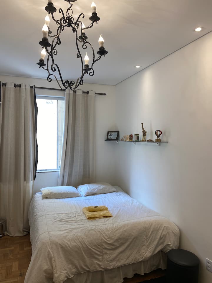 604-* Quarto 06 Queen - Belo Horizonte