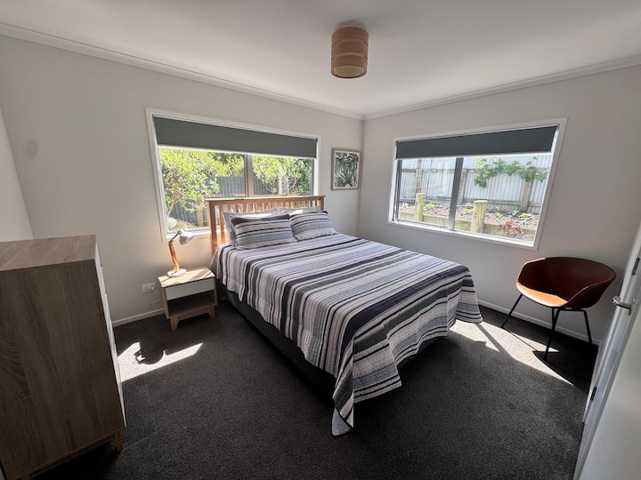 Modern Napier Retreat, Bright Spacious 2 Bedrooms - Napier
