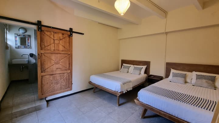 Habitación 22, Camas Matrimoniales (2) - Guanajuato