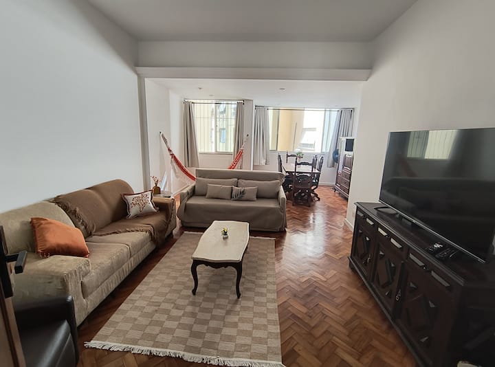 Block From The Beach, 200m From Copacabana Palace, - Copacabana