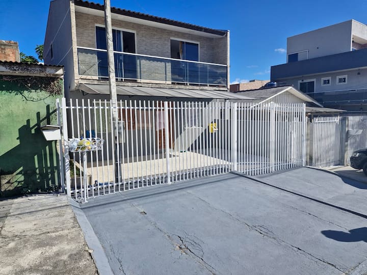 Conforto E Segurança Em Sobrado Próximo Aeroporto - São José dos Pinhais